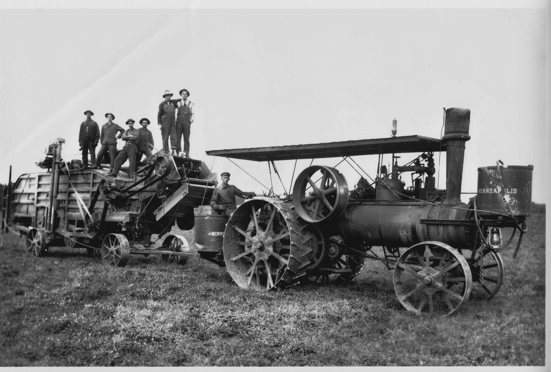 Custom Threshers Got the Job Done - Farm Collector